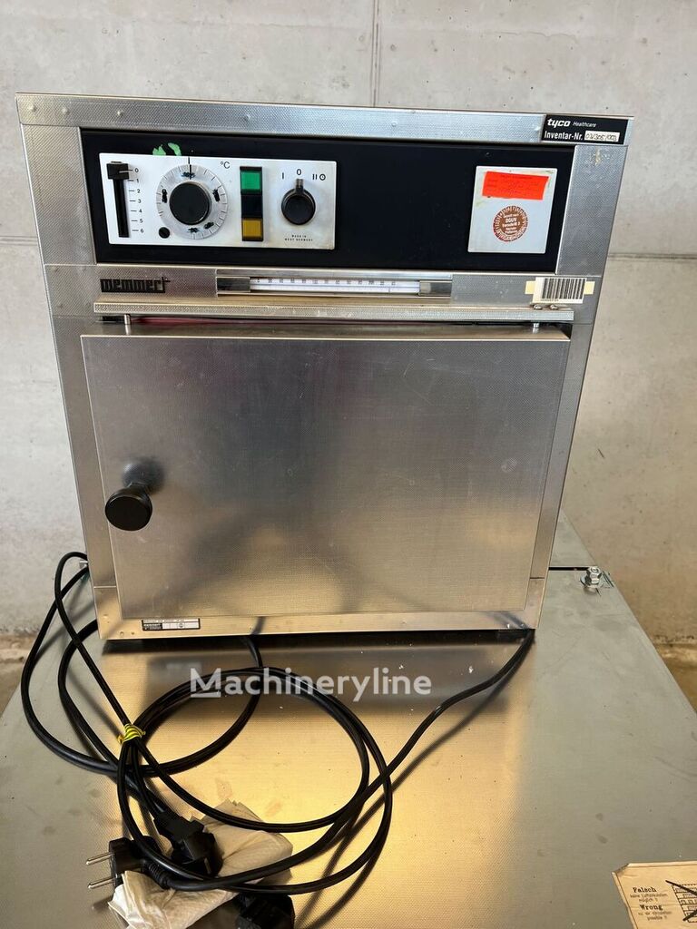 Memmert U 10 laboratorijski inkubator