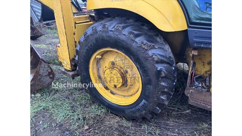 Komatsu WB93 WB97 WB 93 97 Tylna Oś Tylni Most Zwolnica Pochwa Obudowa osovina za Komatsu WB97 prednjeg utovarivača