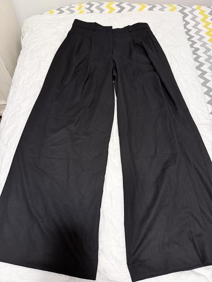 Crne pantalone Zara L nove