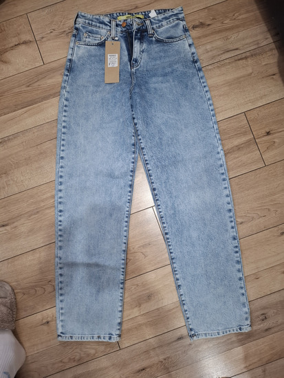 Exact jeans farmerke. Novo