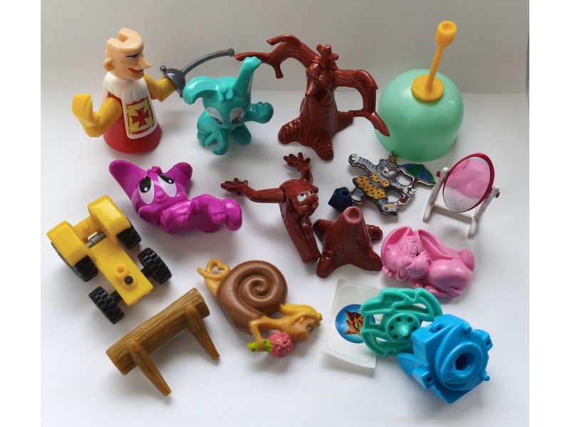 LOT 5 nepotpunih Kinder figurica