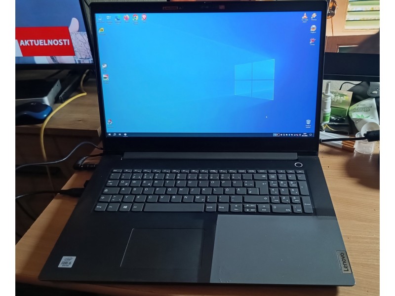 17.3 inča, 10. gen. Lenovo V17-IIL, i5-1035G7, FHD