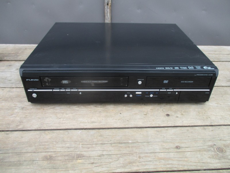 FUNAI WD6D-M101 DVD-VHS Recorder -citaj opis