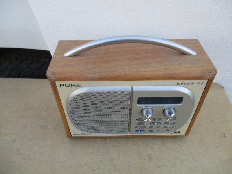 PURE EVOKE 1S Digital radio-citaj opis