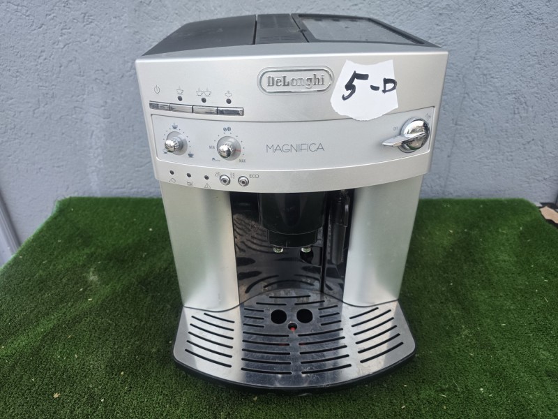 DeLonghi Magnifica ESAM 3200.S – AUTOMATSKI APARAT ZA K