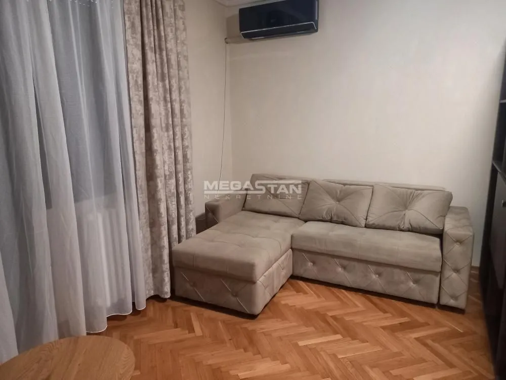 Izdavanje, jednosoban stan, 42m², Čukarica, Beograd
