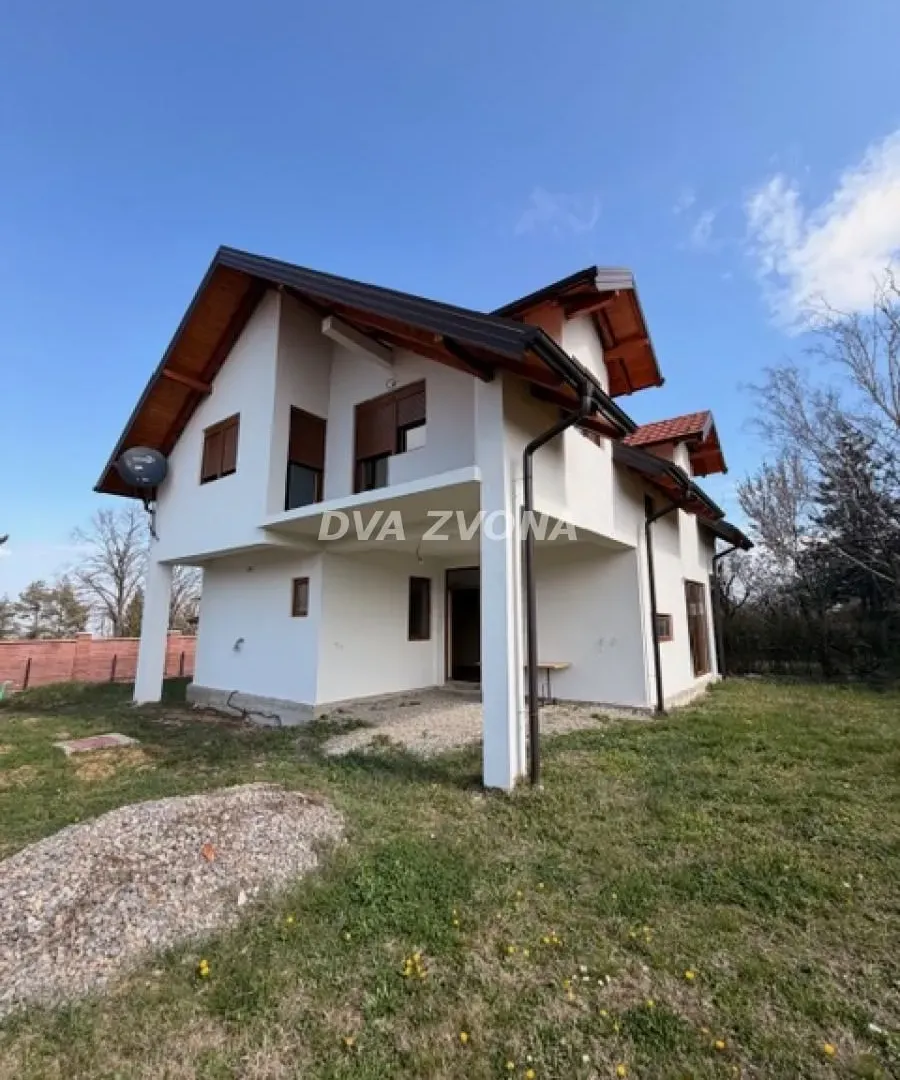 Prodaja, kuća, 144m², Čortanovci, Inđija