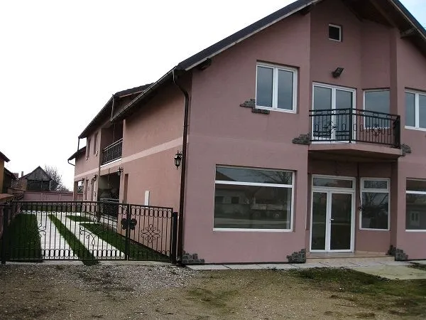 Prodaja, poslovni prostor, 700m², Šimanovci, Pećinci