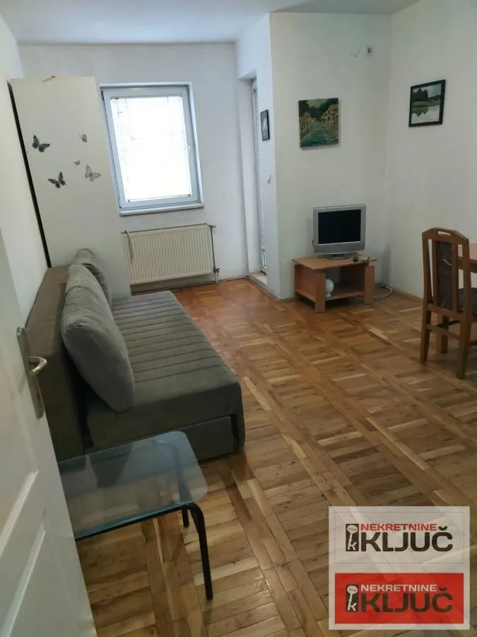 Izdavanje, garsonjera, 24m², Nova Detelinara, Novi Sad Sve Podlokacije