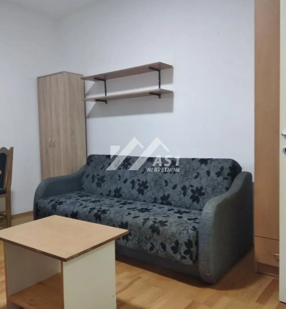 Izdavanje, stan, 21m², Novi Sad Sve Podlokacije, Novi Sad