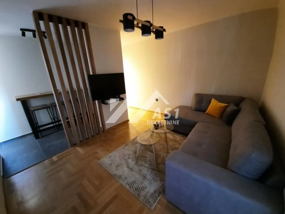 Izdavanje, jednosoban stan, 34m², Liman 1, Novi Sad Sve Podlokacije