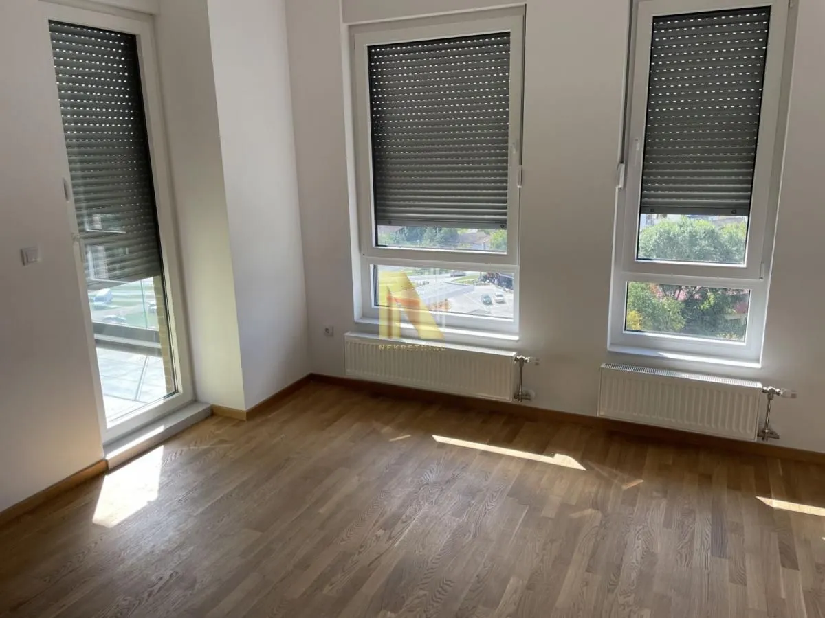 Izdavanje, trosoban stan, 61m², Grbavica, Novi Sad Sve Podlokacije