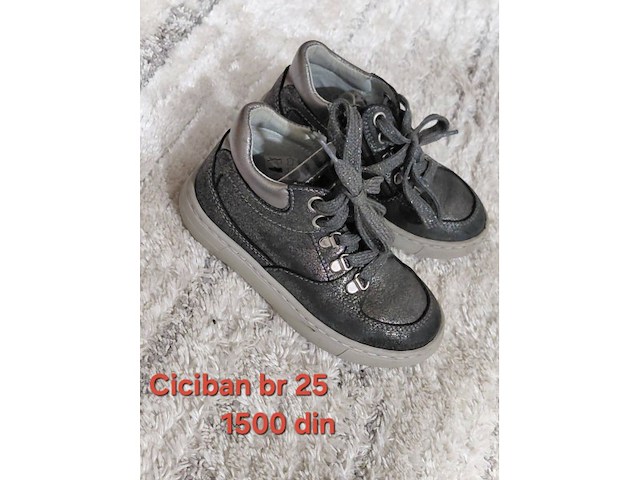 Ciciban cipelice br 25 srebrne