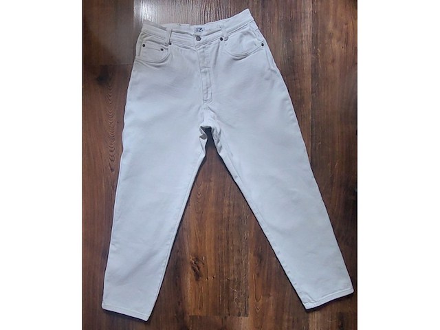 Vintage Levis 725 bele stretch 31