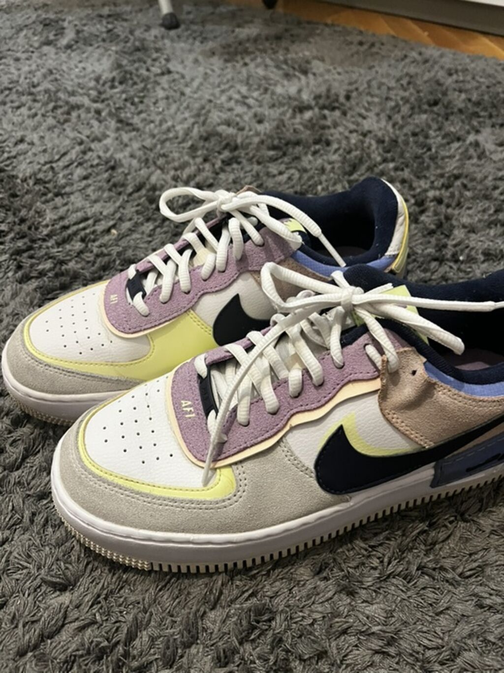 Nike Air Force 1 Shadow patike – ženski model - Silueta: klasičan AF1