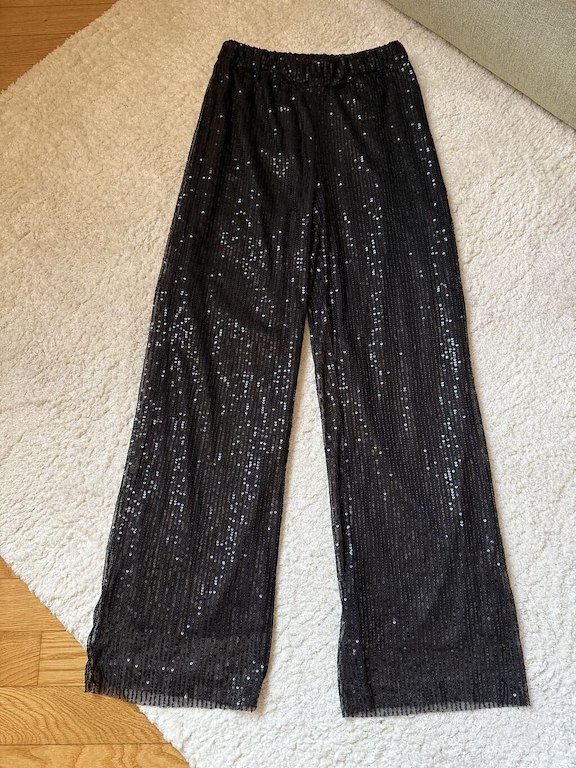 Svecane pantalone, nove,postavljene, velicina M/L