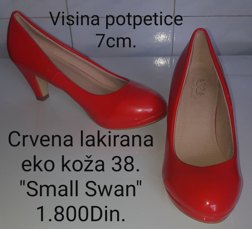 Crvene salonke “Small Swan” - Materijal: lakirana eko koža - Boja