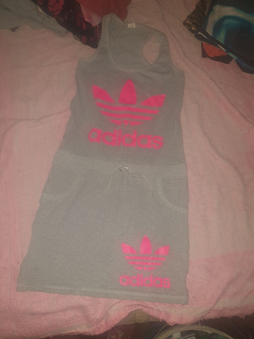 Adidas, L, bоја - Siva