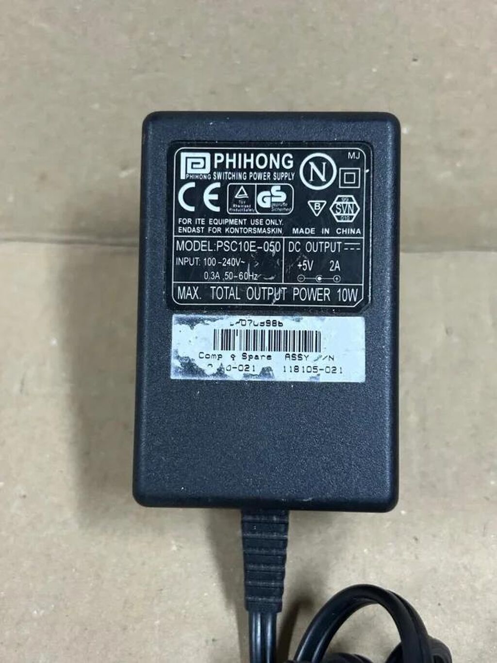Phihong PSC10E-050 – mrežni switching punjač/adapter - Ulaz: 100–240