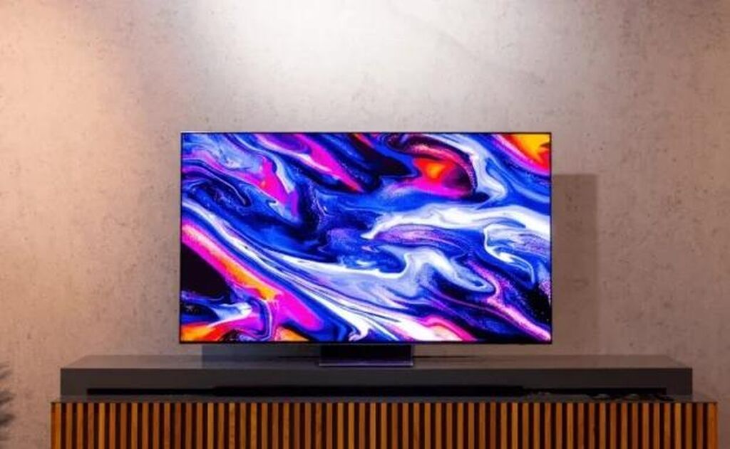 Ultra-tanki 4K HDR Smart TV – moderan ravni ekran sa minimalističkim