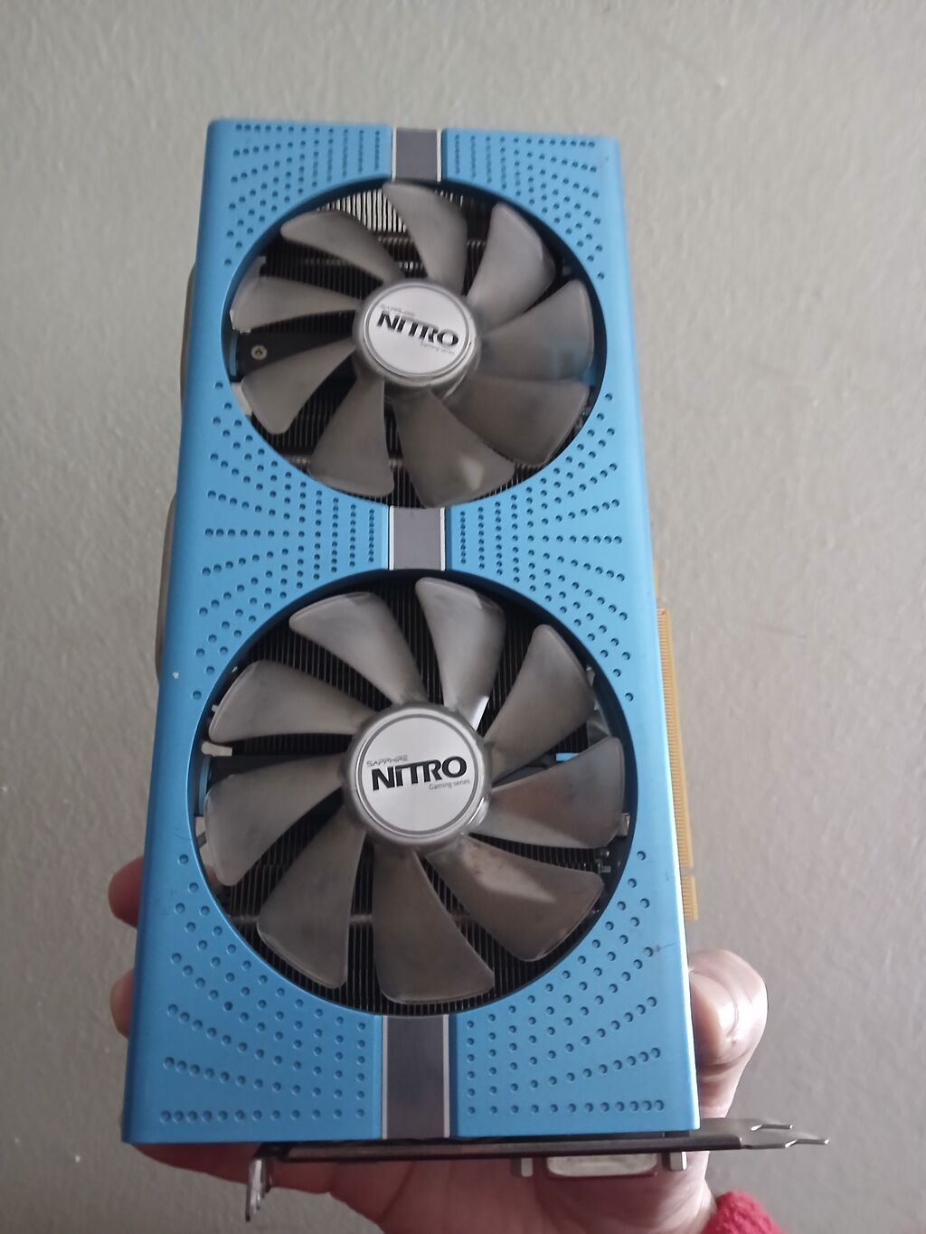 Prodajem grafičku kartu – AMD Sapphire Nitro+ Special Edition RX 580