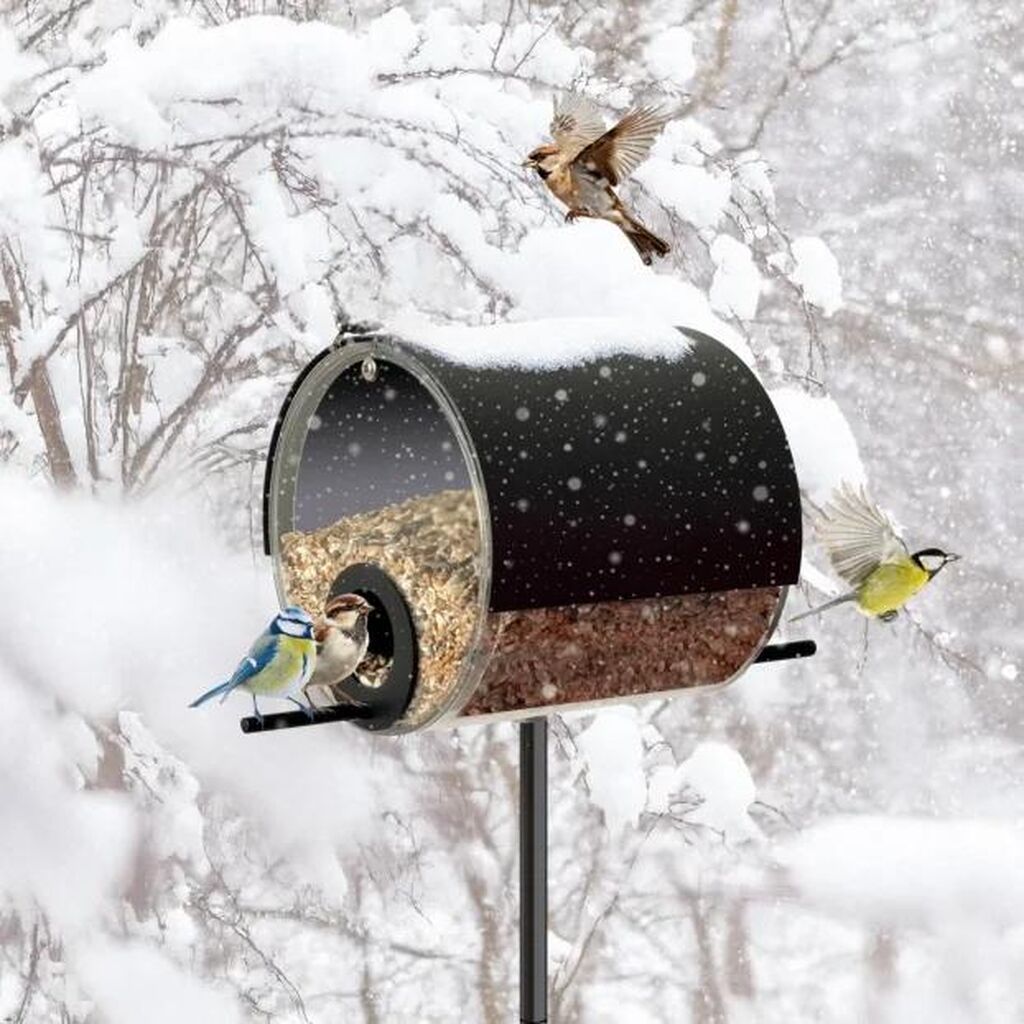 Kućica-hranilica za ptice na stalaku – otporna na sve vremenske uslove