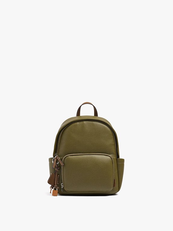BASIC BACKPACK WITH PENDANT