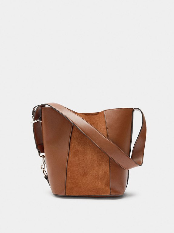 BUCKET BAG WITH LEATHER DETAILS