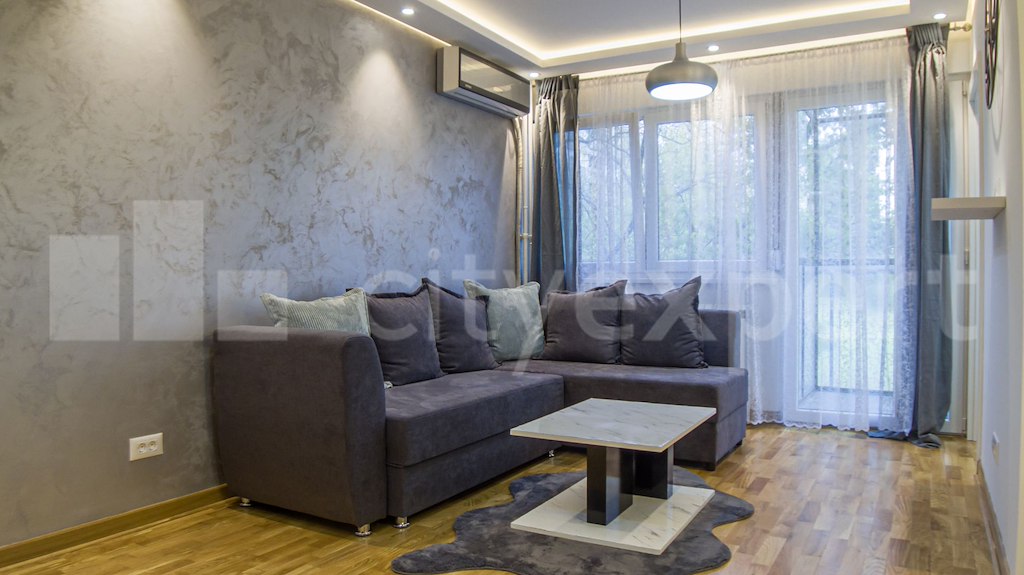 Stan za izdavanje BEZ PROVIZIJE: Dvosoban, 35m², Palmira Toljatija, Novi Beograd - 650€