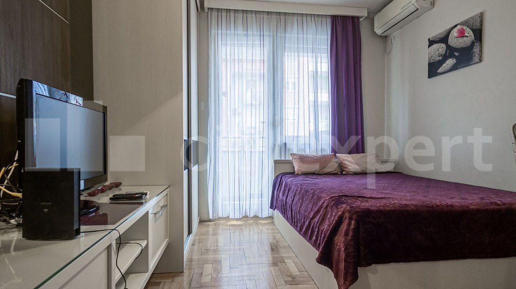 Stan Izdavanje Novi Sad Bez skrivenih troškova - 26m², Dr Svetislava Kasapinovića, Novi Sad - 300€