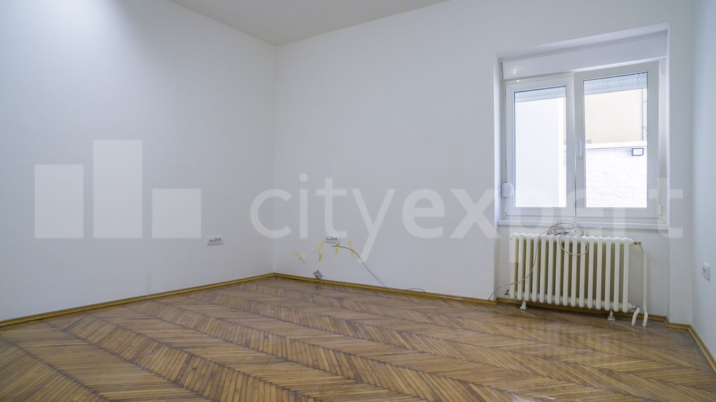 Poslovni prostor Izdavanje Novi Sad Bez skrivenih troškova - 80m², Jovana Subotića, Novi Sad - 800€