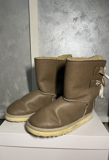 Original Ugg kožne čizme