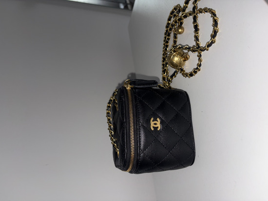 Chanel vanity torbica