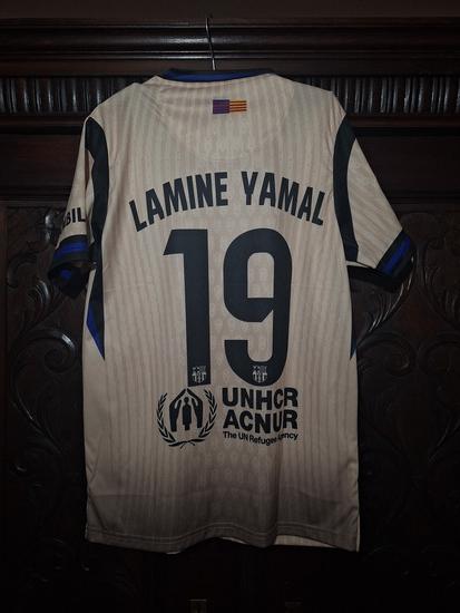 Lavine Yamal dres