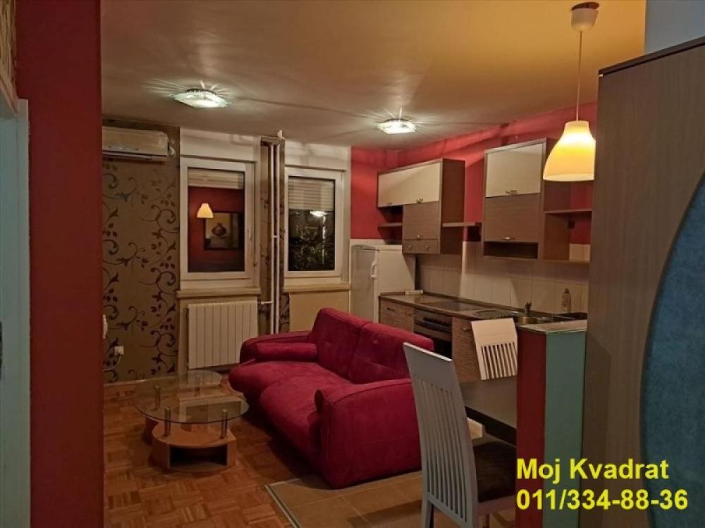 Dvoiposoban stan na prodaju, 49m2, 185.000€