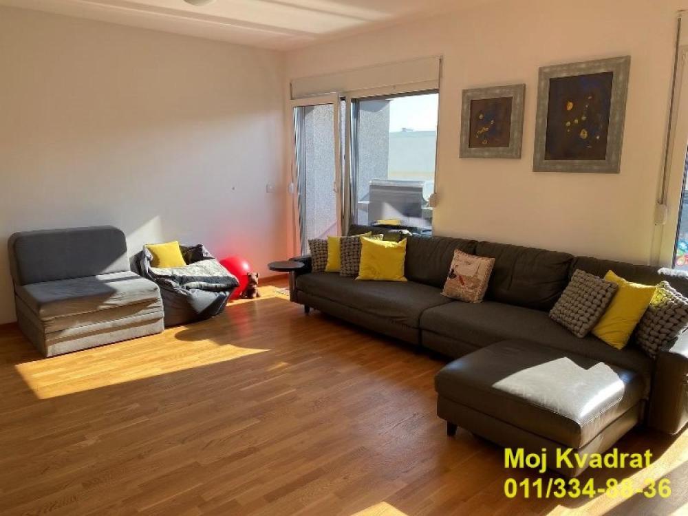 Četvorosoban stan na prodaju, 104m2, 312.000€
