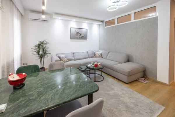 Južni bulevar, Trosoban stan na prodaju, 60m2, 255.000€