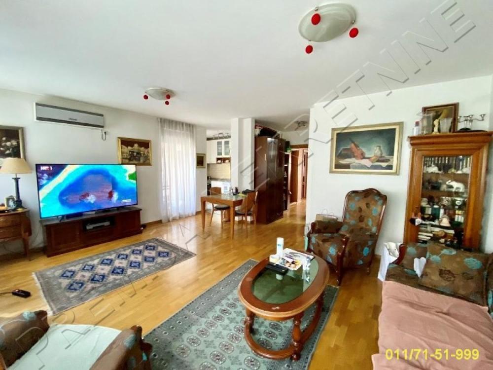 Mihaila Gavrilovića, Trosoban stan na prodaju, 83m2, 332.000€