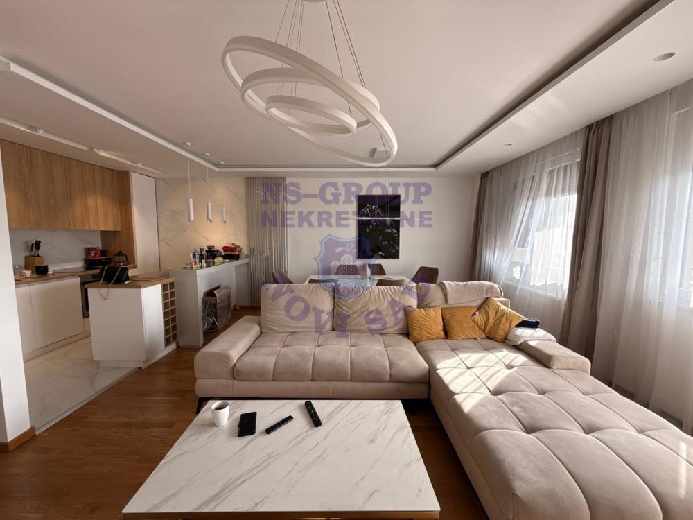 Trosoban stan na prodaju, 85m2, 278.100€
