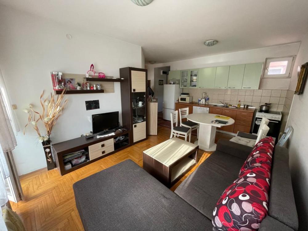 Troiposoban stan na prodaju, 81m2, 175.000€