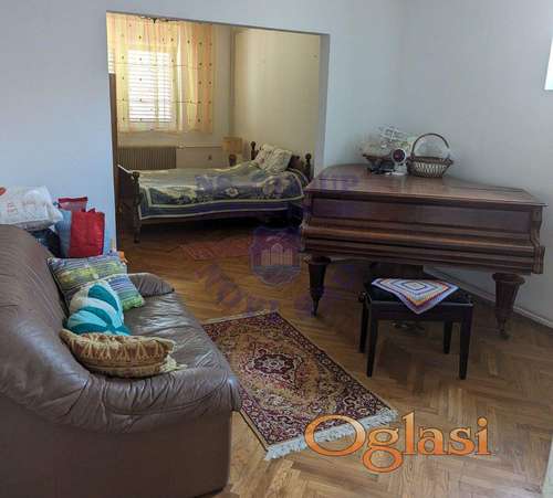 Kuća 215m2 Sombor