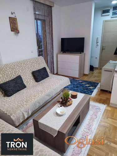 Garsonjera sa dvorištem 24m2 + 10m2