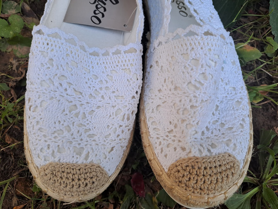 NOVO Bele espadrile 38