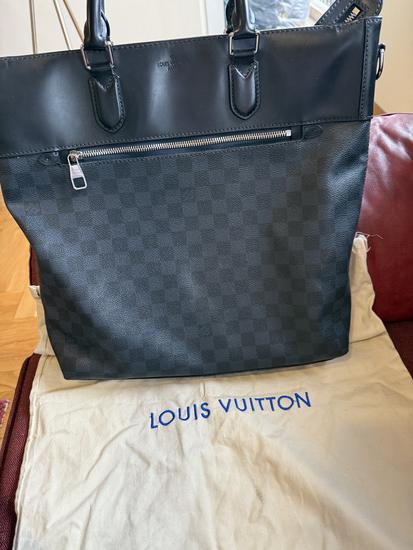 Vuitton torba original