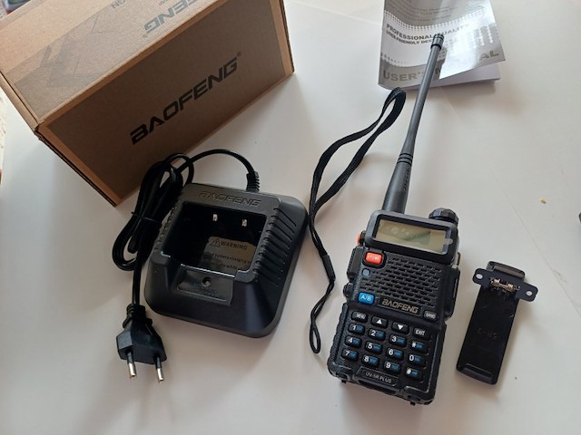 BAOFENG UV5R PLUS radio stanica nov model 2026g