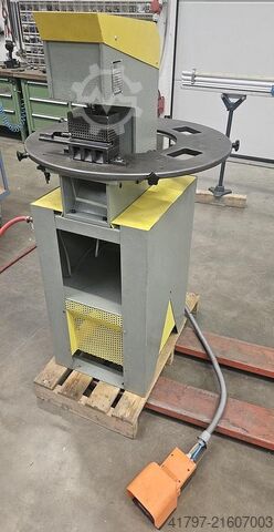 Pneumatski udarac Pressta Eisele Dino 6
Pressta Eisele Dyno 6
