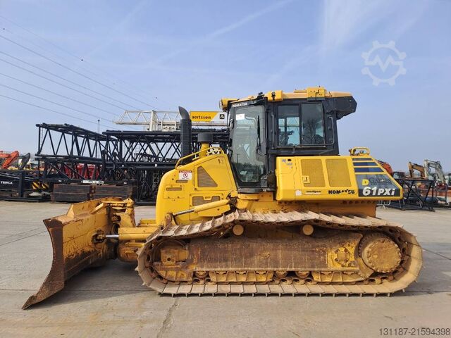 Mašina za ocenjivanje
Komatsu D61PXi-24