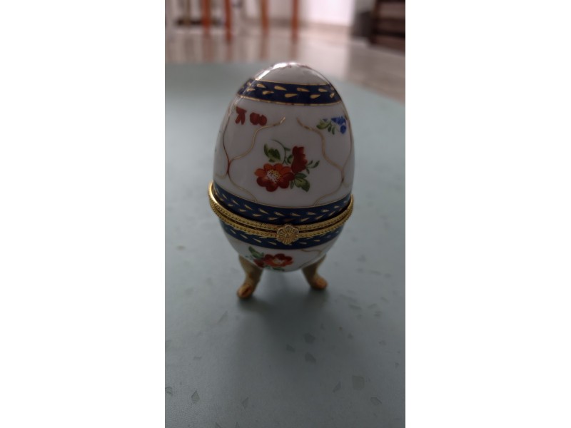 Porcelan "Faberžeovo jaje"