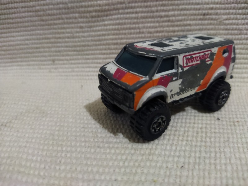 4X4 TURBO VAN, matchbox