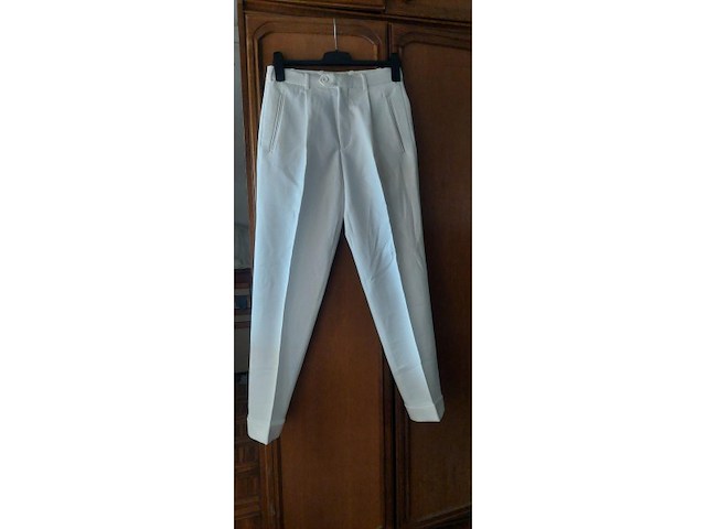 Vintage klasicne bele pantalone